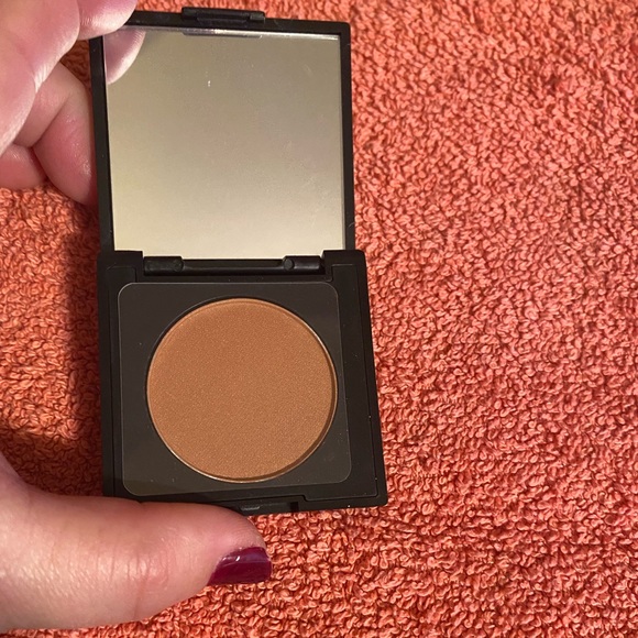 RealHer | Makeup | Realher Bronzed Beauty Power Wear Bronzer New | Poshmark